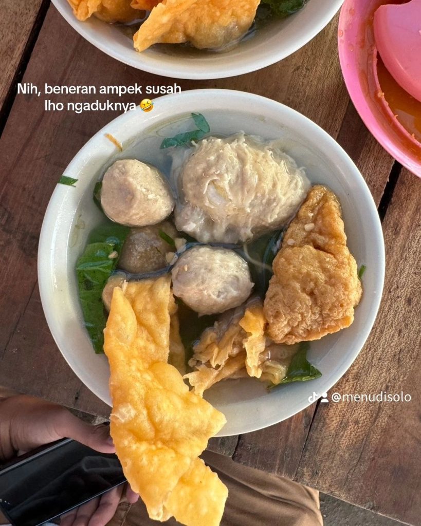 Buku Harga Menu Bakso BBM Bakso Bakwan Malang di Solo - Buku Menu di ...