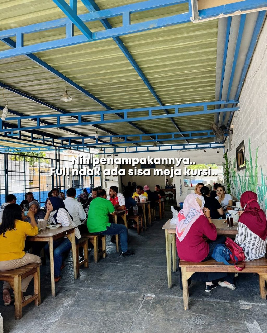 Buku Harga Menu Selat Tenda Biru Solo Oktober 2024 - Buku Menu di Solo ...