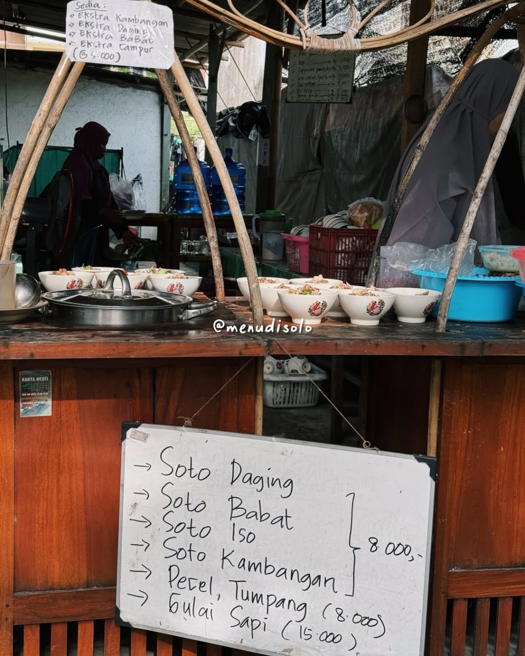 Buku Harga Menu Soto Daging Mbak Dewi Kota Solo - Buku Menu di Solo Terbaru